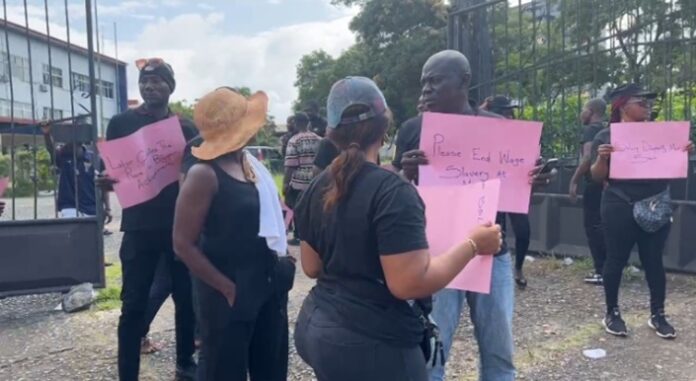 PROTEST AT MINISTRY OF INFORMATION OVER LOW SALARIES AND POOR WORKING ...